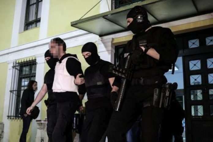 Χολαργός: Αυτοί είναι δράστες της οργάνωσης "ΕΠΑΝΑΣΤΑΤΙΚΗ ΑΥΤΟΑΜΥΝΑ ...